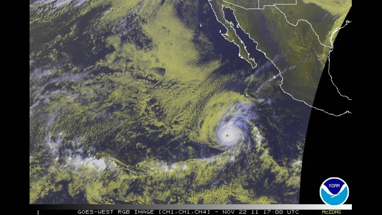 Hurricane Kenneth / 11E (2011) - YouTube