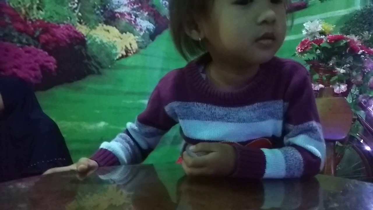 Alezha main di poper (Ponorogo permai) - YouTube