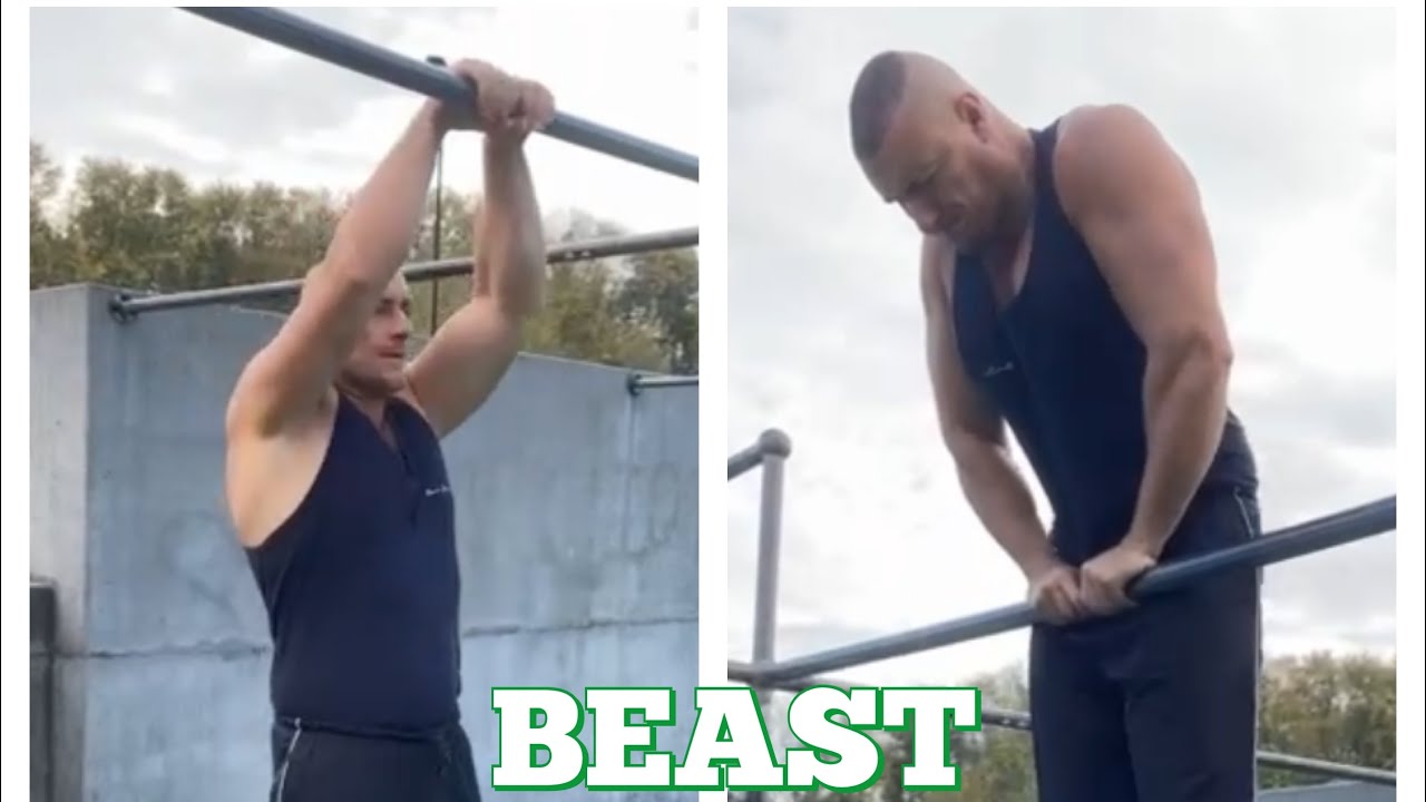 beast mode requirements , no gym‼️ #muscleup #pushups #bodyweight #street #fitness #workout # ...