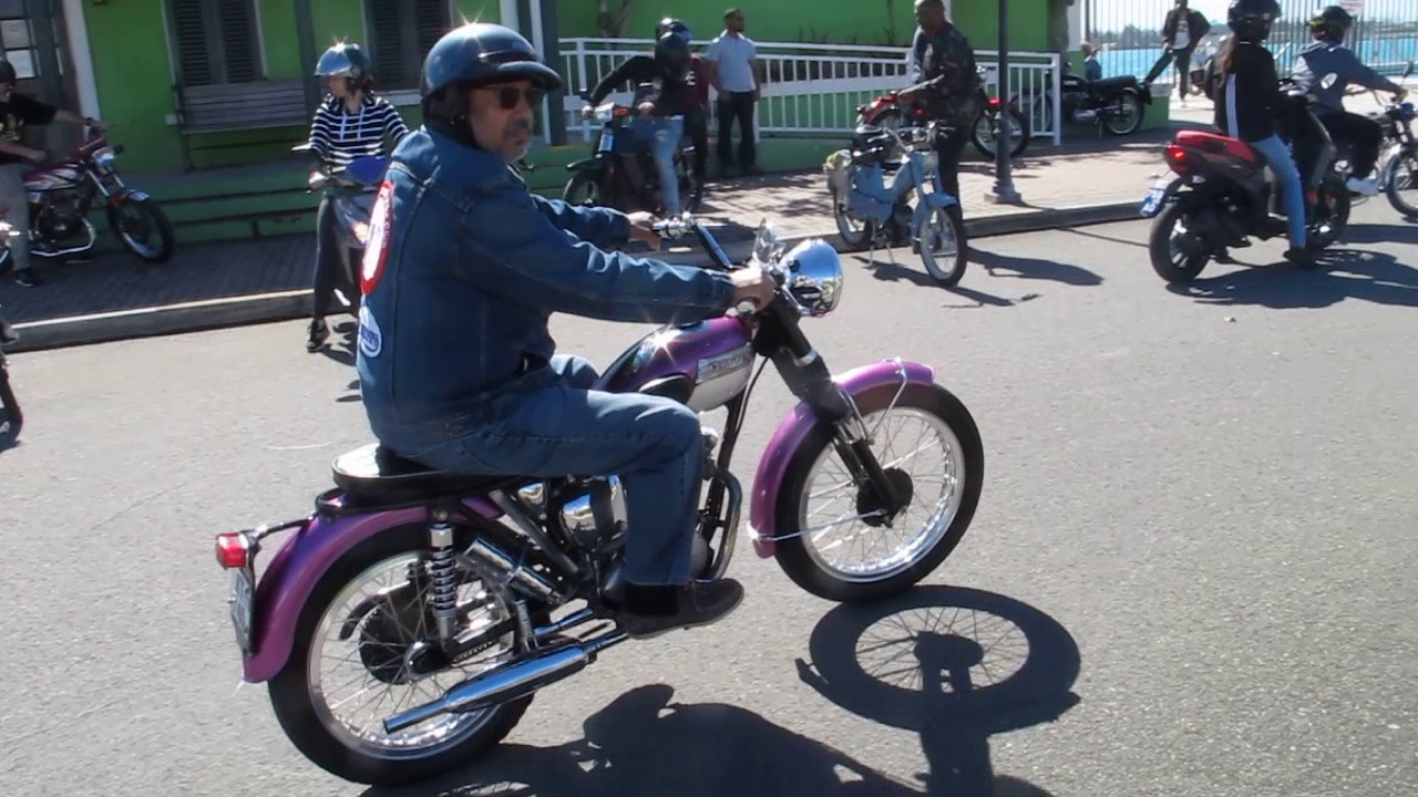 Bermuda Classic Bike Club Sunday outing - YouTube