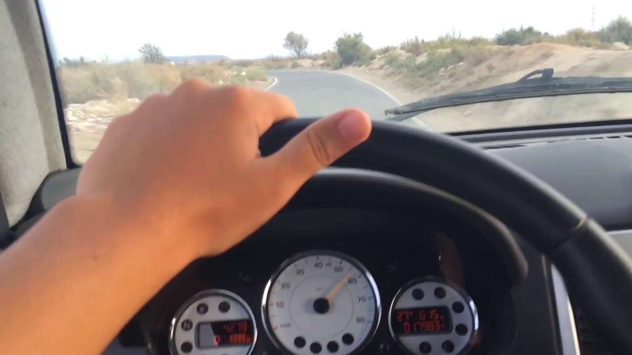 [Car Vlog] Am cumparat masina de 16 ani (aixam cat B1) - YouTube