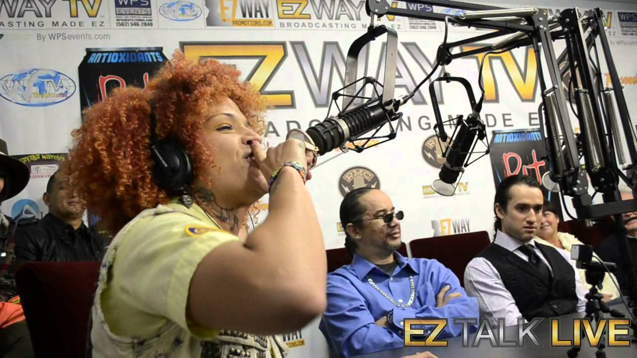 EZ TALK LIVE Sneak Peak BLU NYLE SPITS FIRE! - YouTube