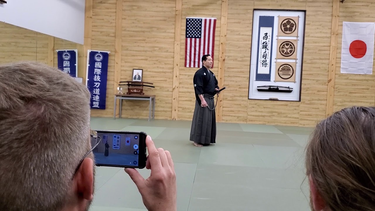 Sang Kim sensei demo - YouTube