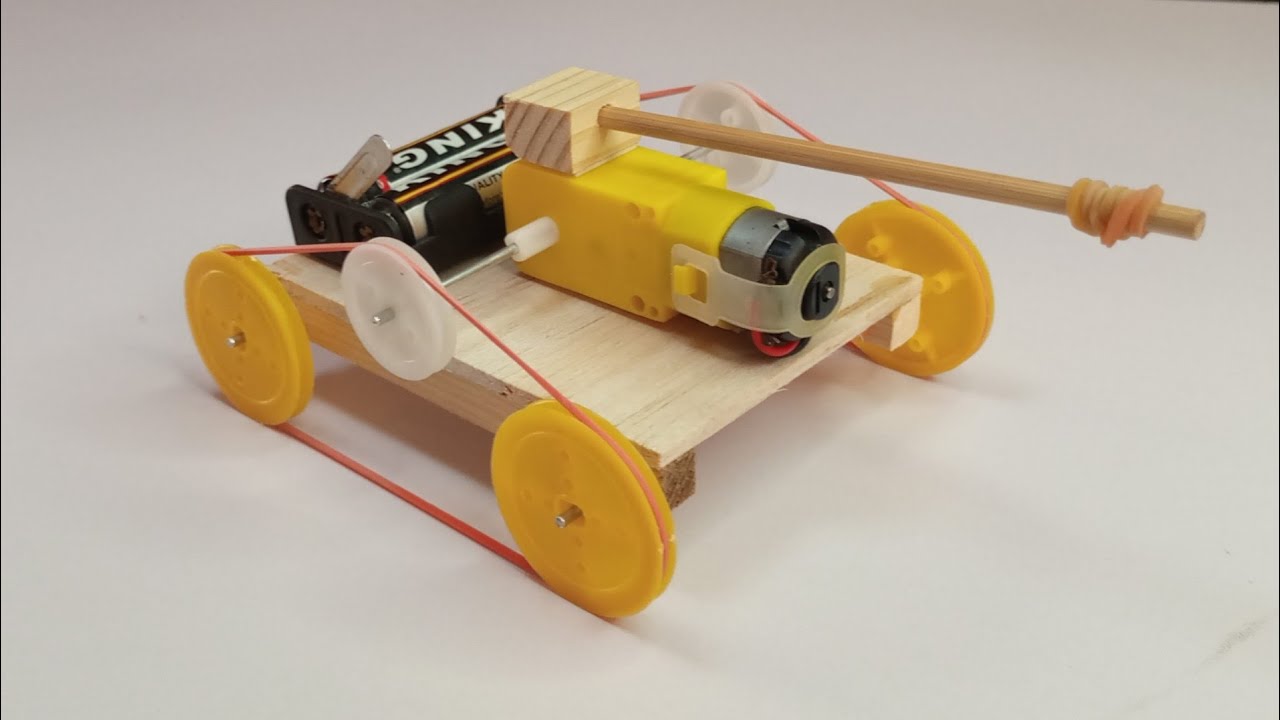 how to make a rebootic tank - YouTube