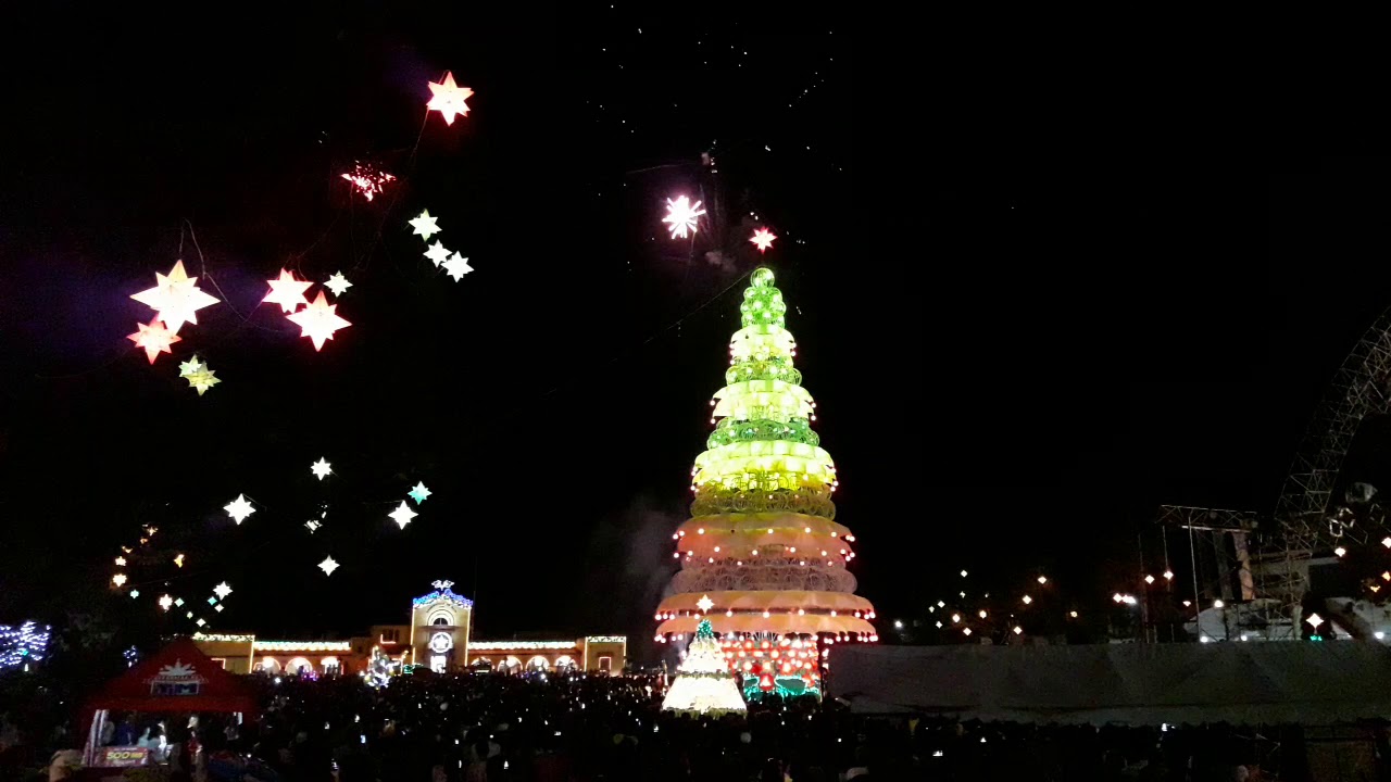 Pasko sa Bais 2017 Christmas Tree - YouTube