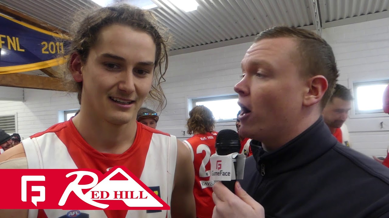 Red Hills Zach Vines talks about his "specky"! - YouTube