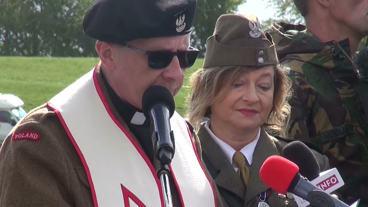 Onthulling Standbeeld Generaal Maczek (wk 41-2022) - YouTube