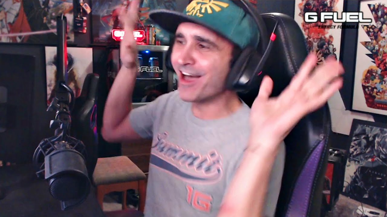 Summit1g LOSES His Mind & Meets HILARIOUS Crazy Player in DayZ! - YouTube