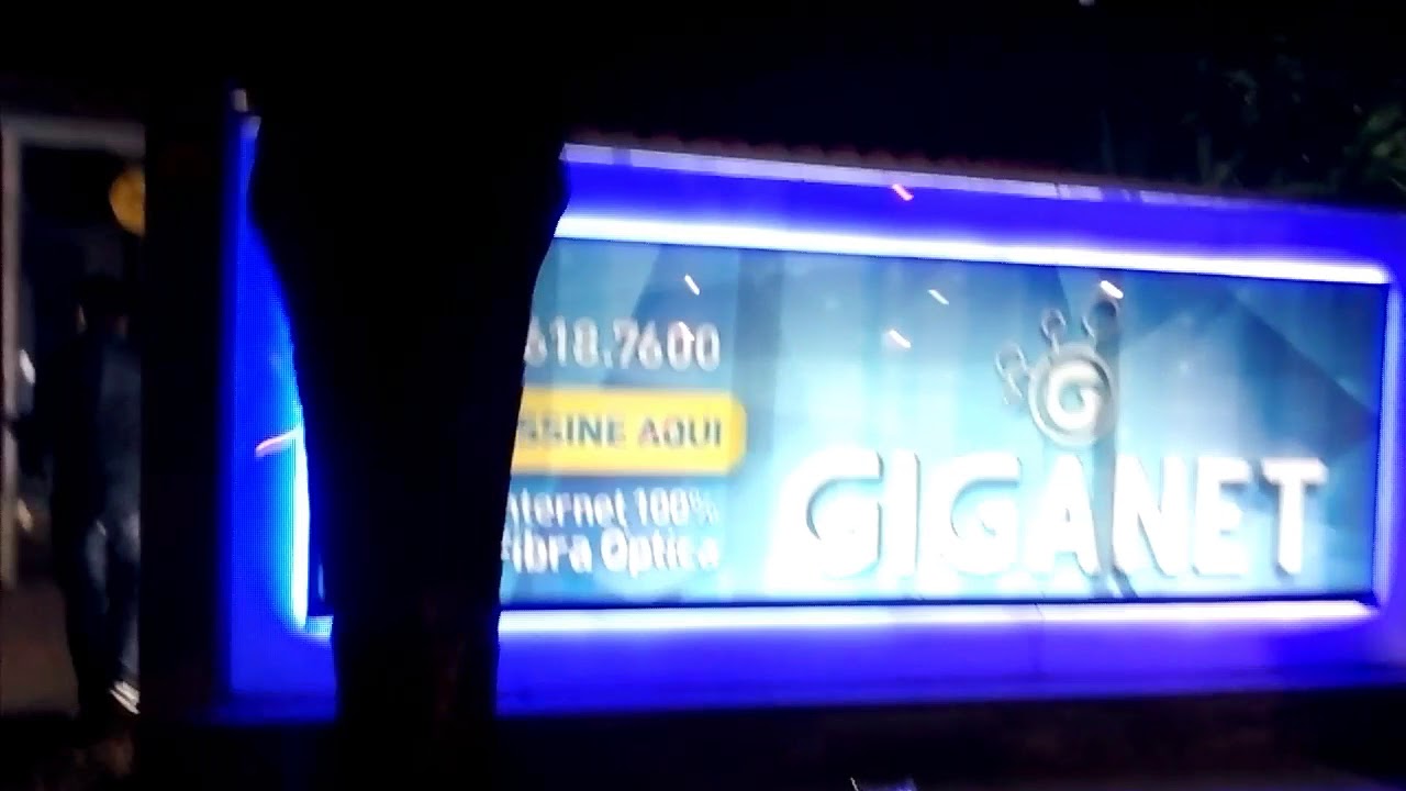 Placa em lona com mouduras em iluminação com LED - YouTube