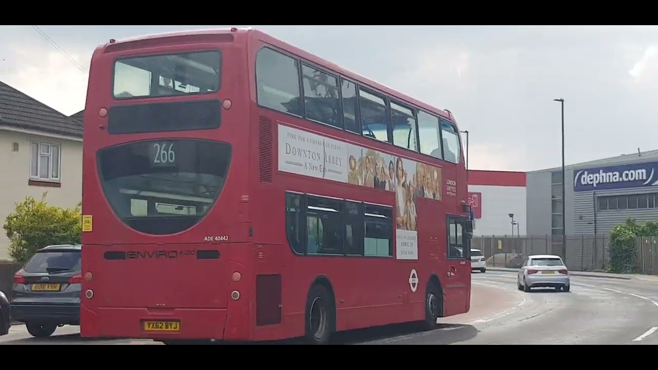 Here is the 266 bus in North Action Saturday 23 April 2022 - YouTube