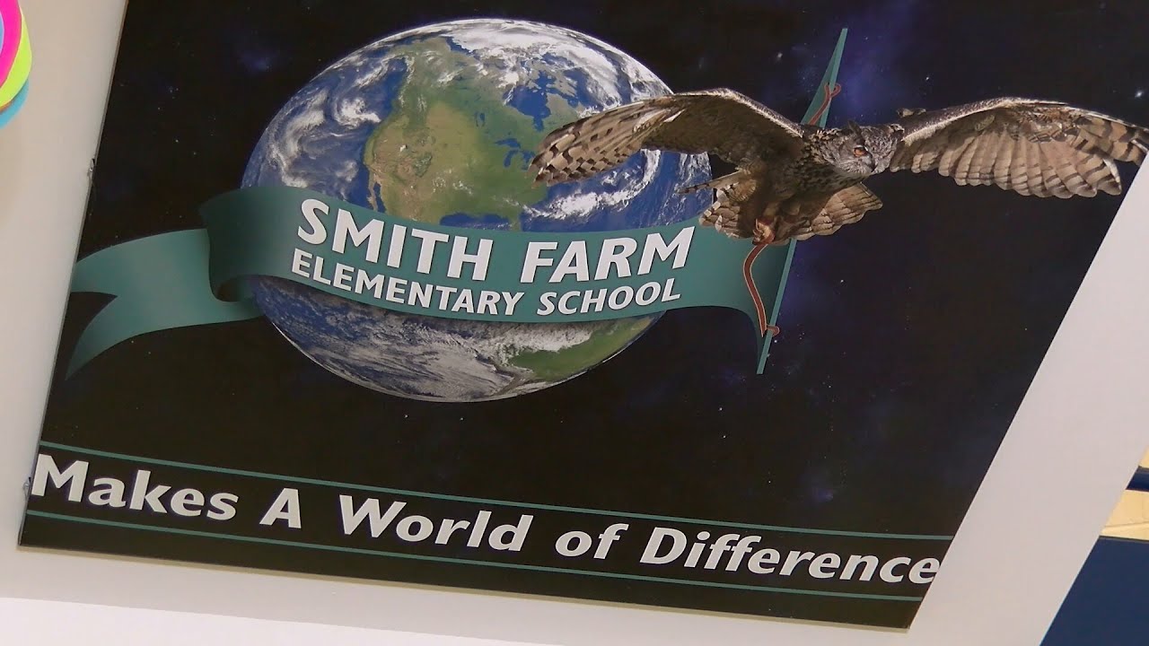 Smith Farm Elementary Hosts Multicultural Night - YouTube