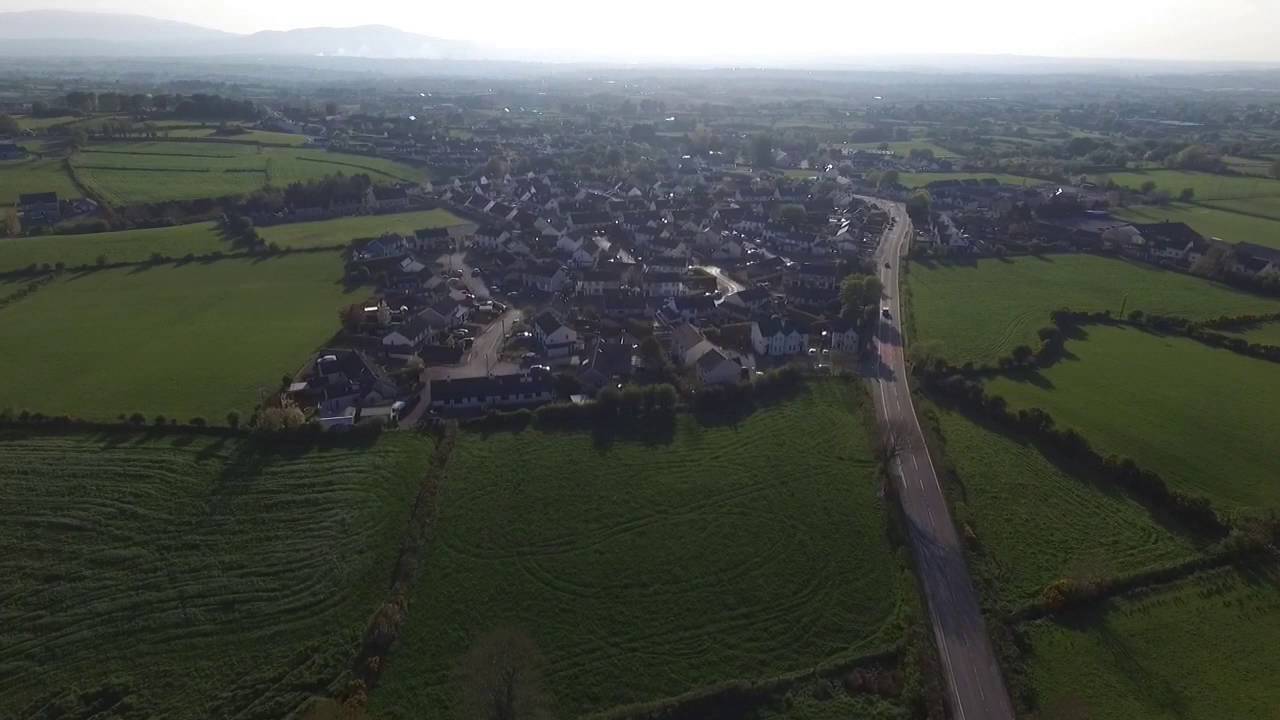 Summer flight over Mayobridge, County Down, Ireland - YouTube