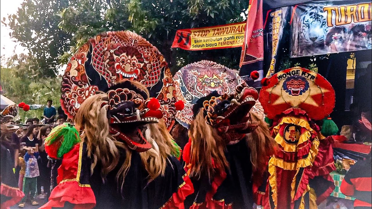 Rampak Singo Barong ~ jaranan TURONGGO SATRIO BUDOYO Deyeng - Raja Aves ...