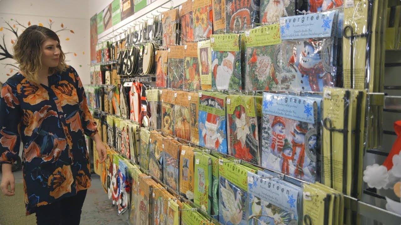 Evergreen Flag Shop Wall Display Demonstration - YouTube