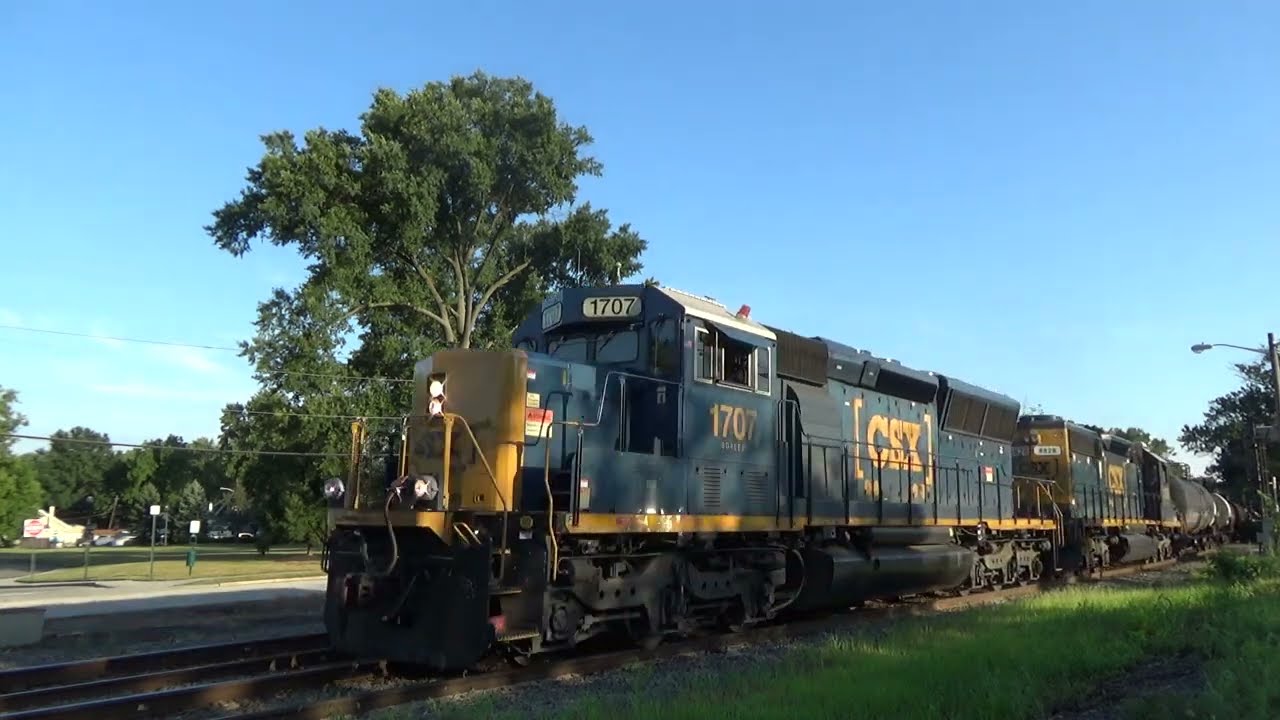 PA21 On The CSAO WPCA-11 Through CP Woodbury With CSX 1707/CSX 8828 ...