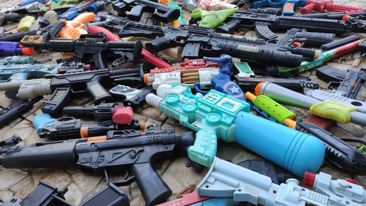 Hacker Weapon Box! Explosives and Dangerous Toy Guns - Sharp Karambit ...