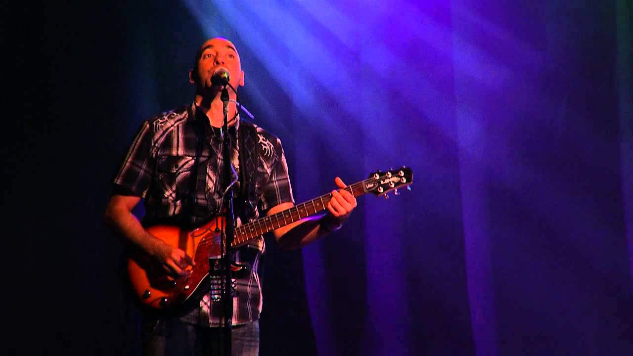Walker Williams Band Performs "Barefoot & Crazy" - YouTube
