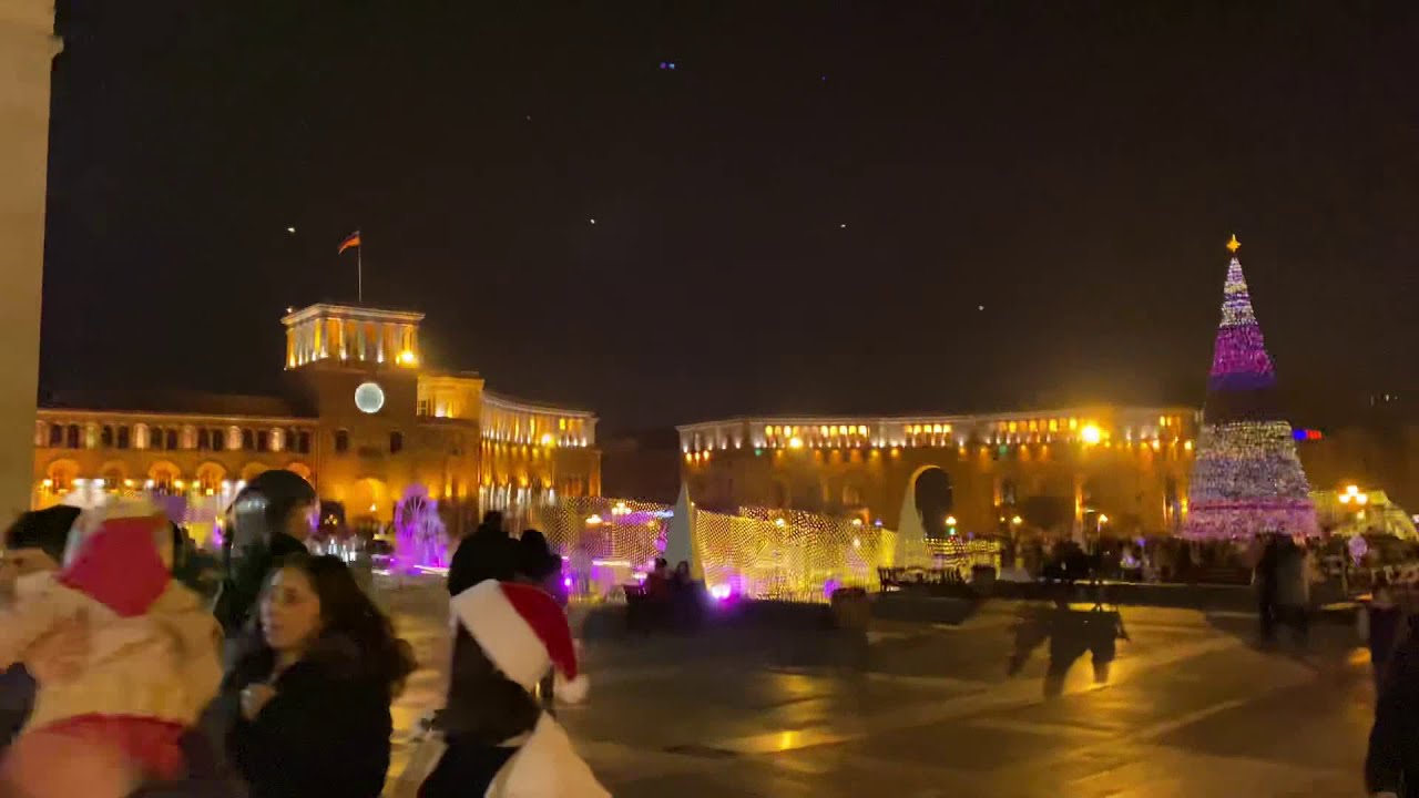 Armenia Yerevan Central Square / Армения Ереван Центральная площадь ...