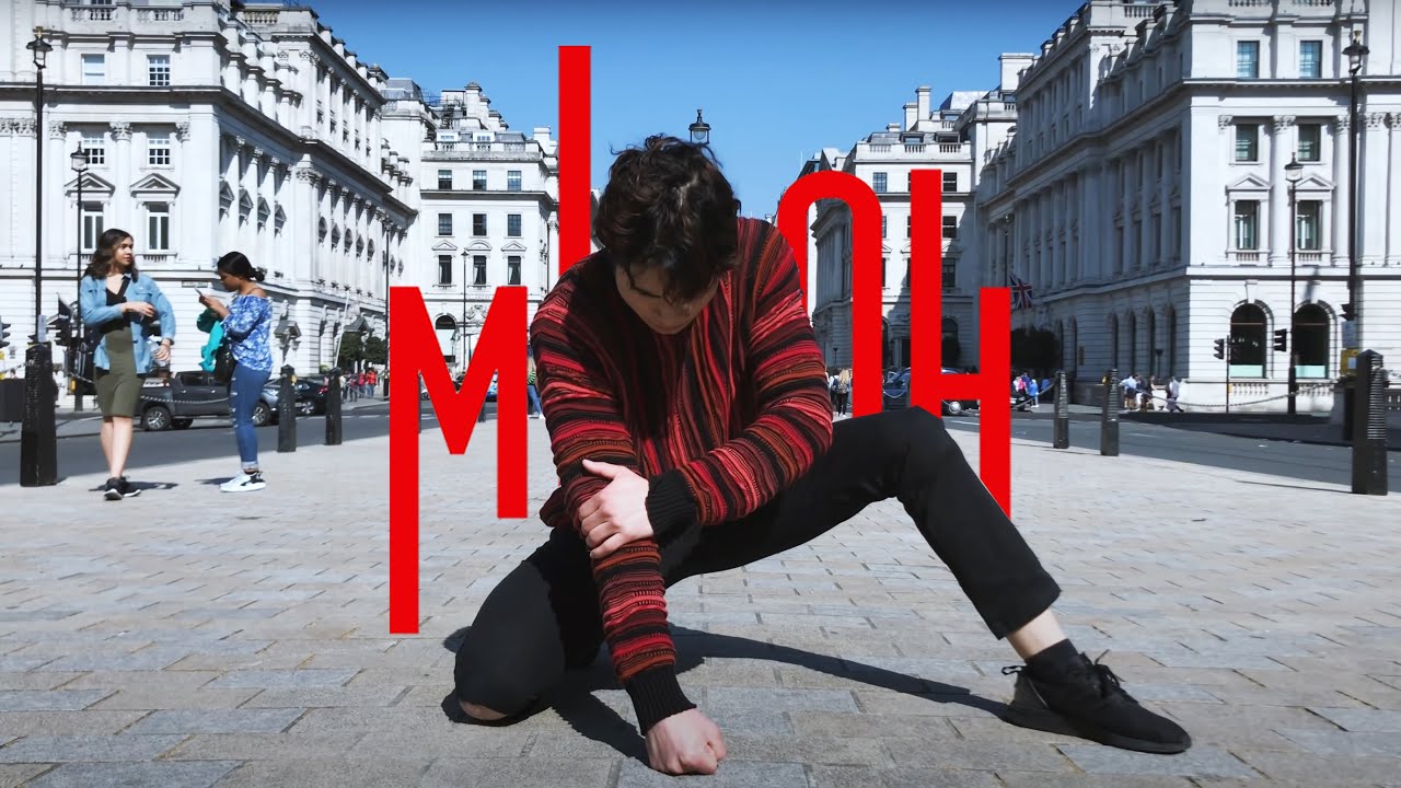 KPOP IN PUBLIC | Stray Kids 'MIROH' Dance Cover - YouTube
