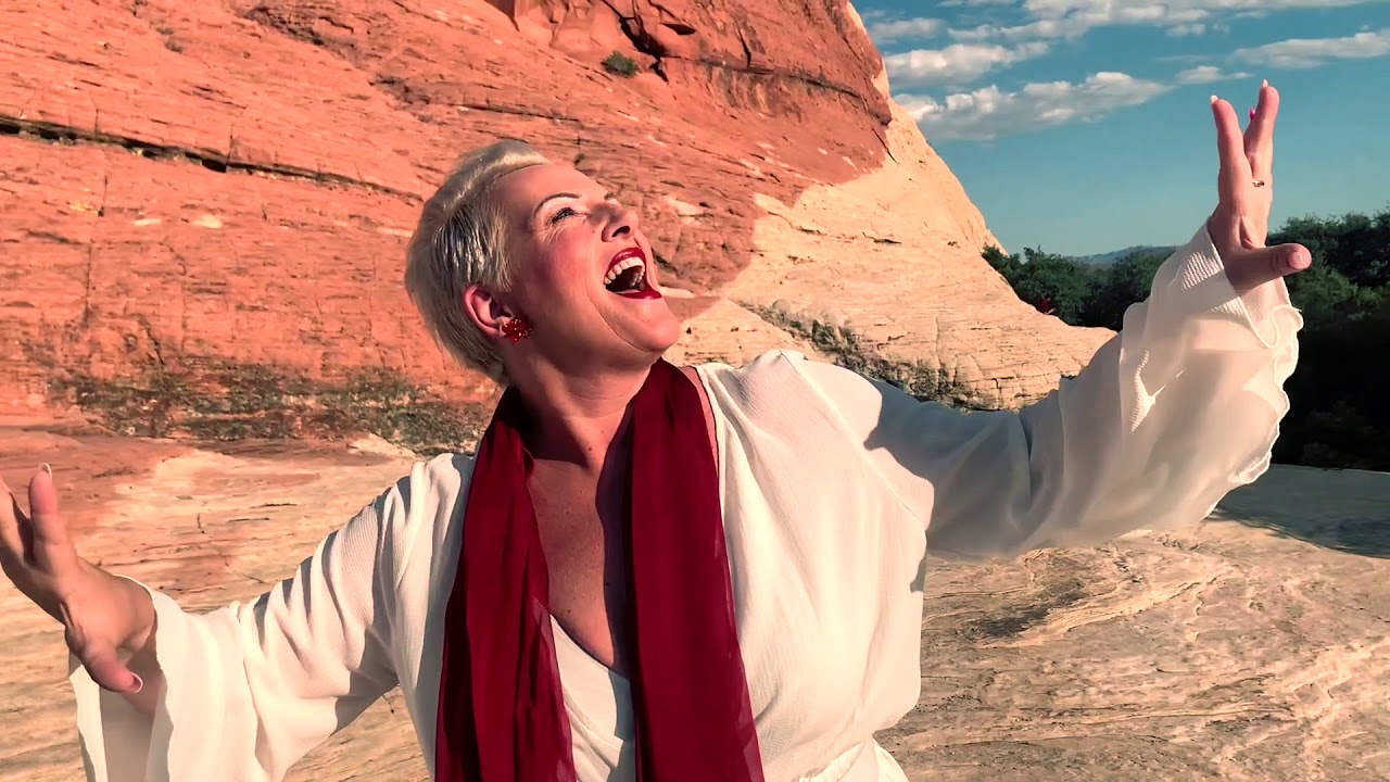 Wanda Kay - Meilenweit (Offizielles Video) - YouTube