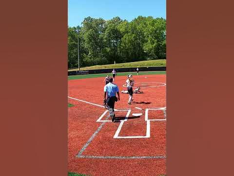 #SHORTS 🥎OUTSTANDING DIVE! 3B Snags a Bunt in Mid-Air!🥎 - YouTube