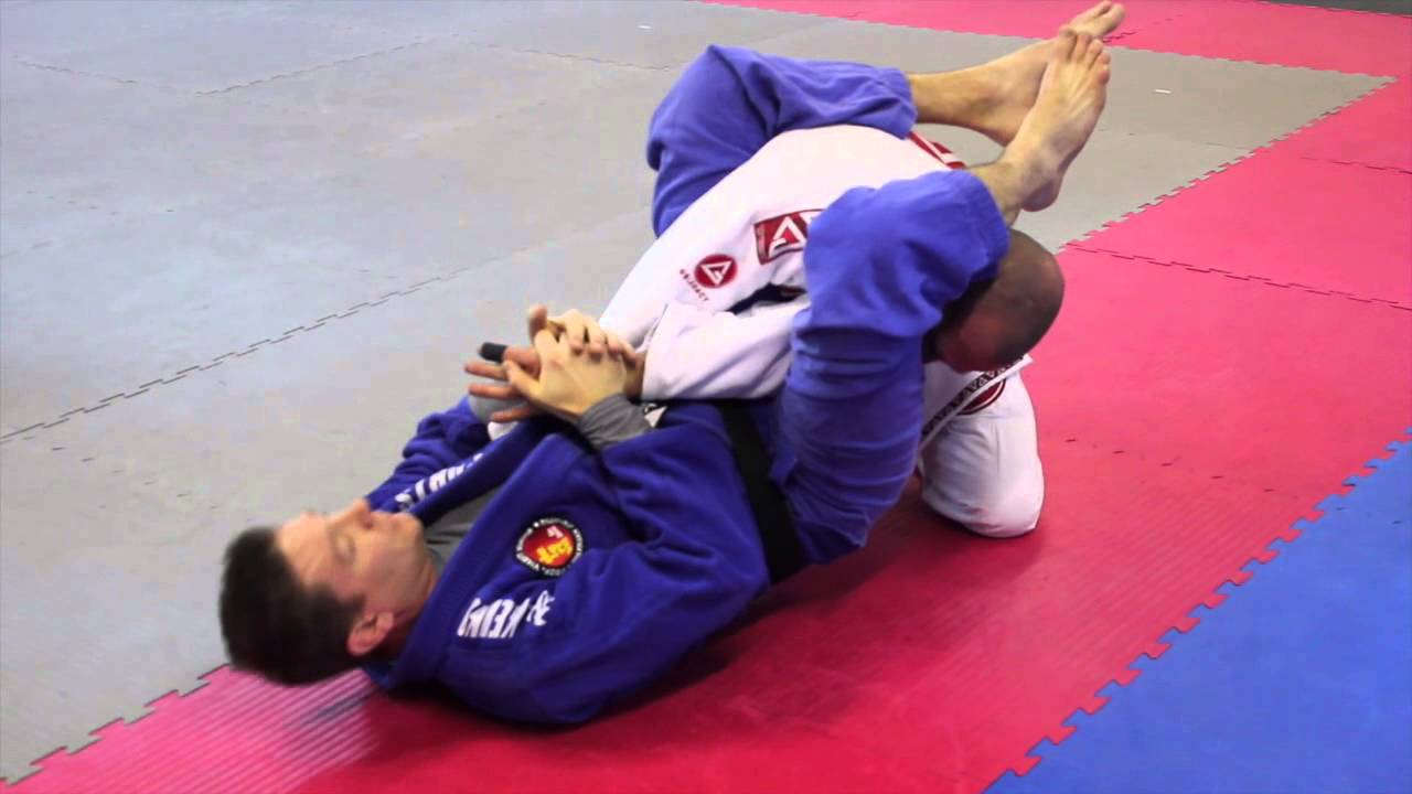 Tricky BJJ Armbar - YouTube