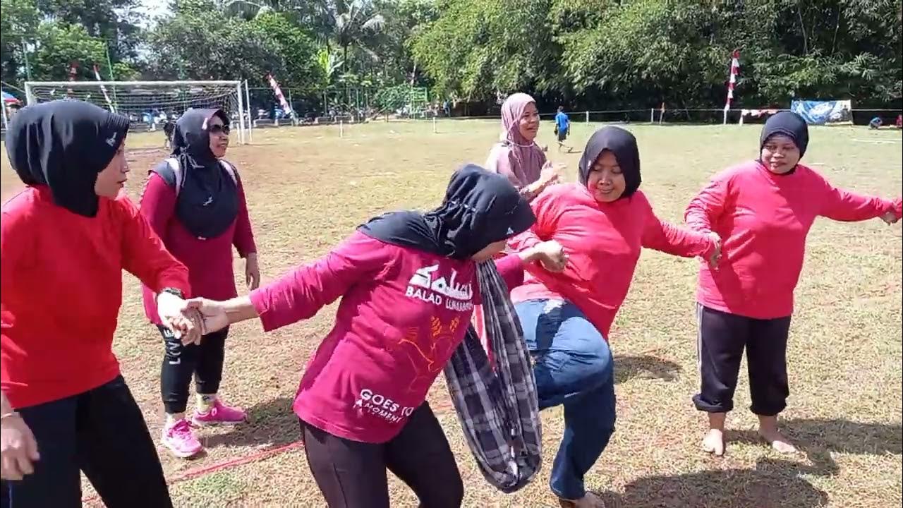 Lomba estafet sarung - YouTube