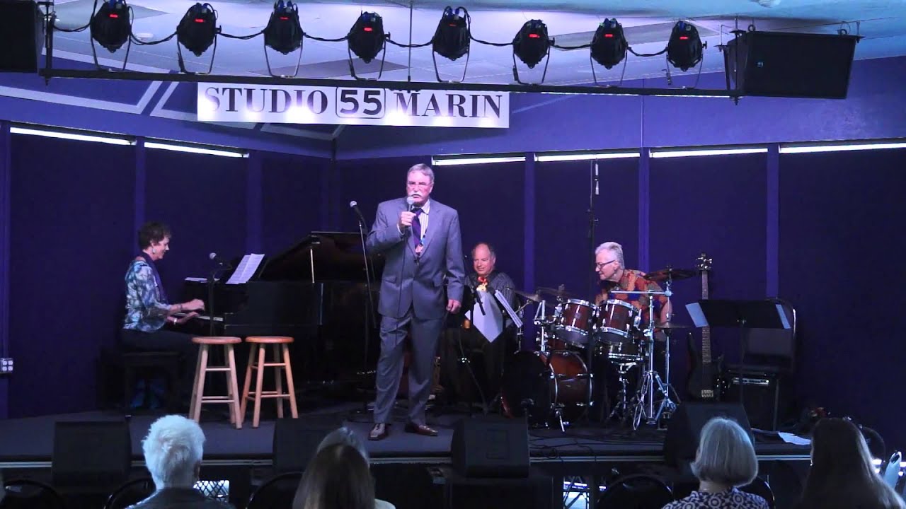 Andy Giddings performs at Sheilah Glover's Student Showcase in March ...