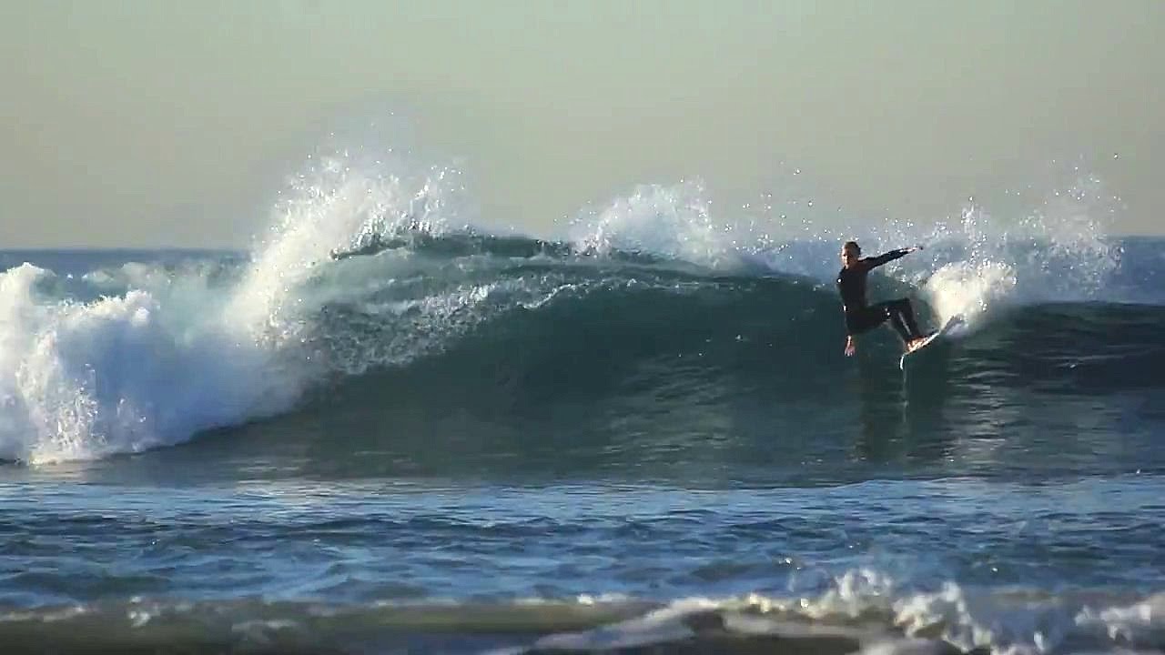 Surfing HB Pier | 12/2/15 | (Raw Cut) - YouTube