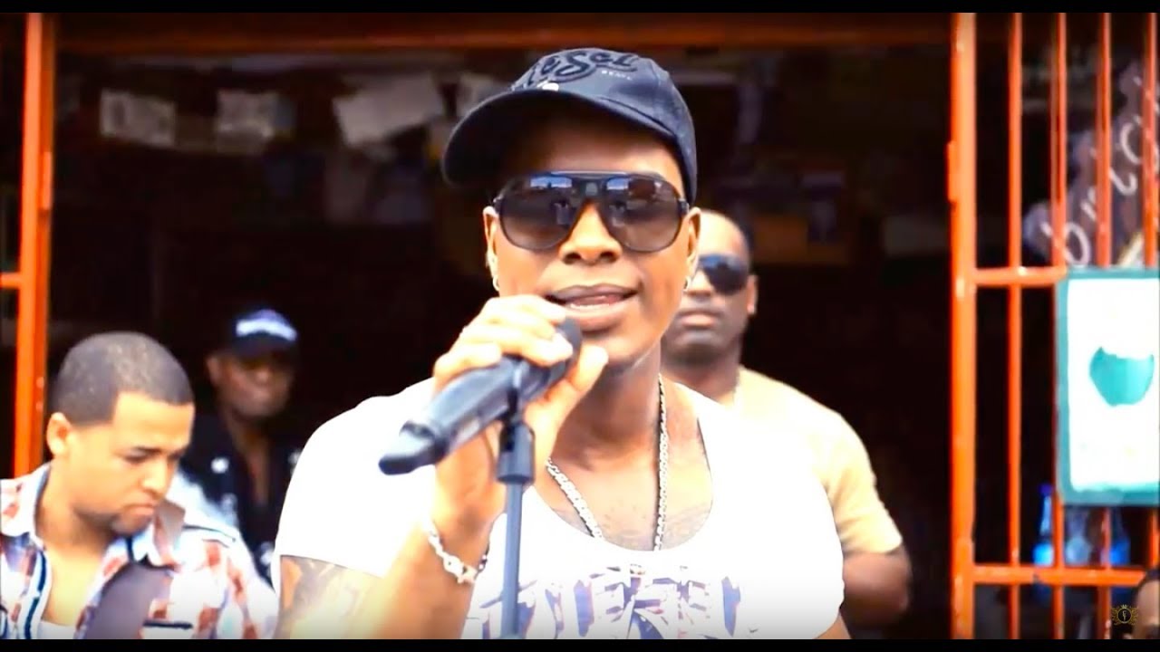 Lo Dejaria Todo - Ephrem J (Video Oficial) - YouTube