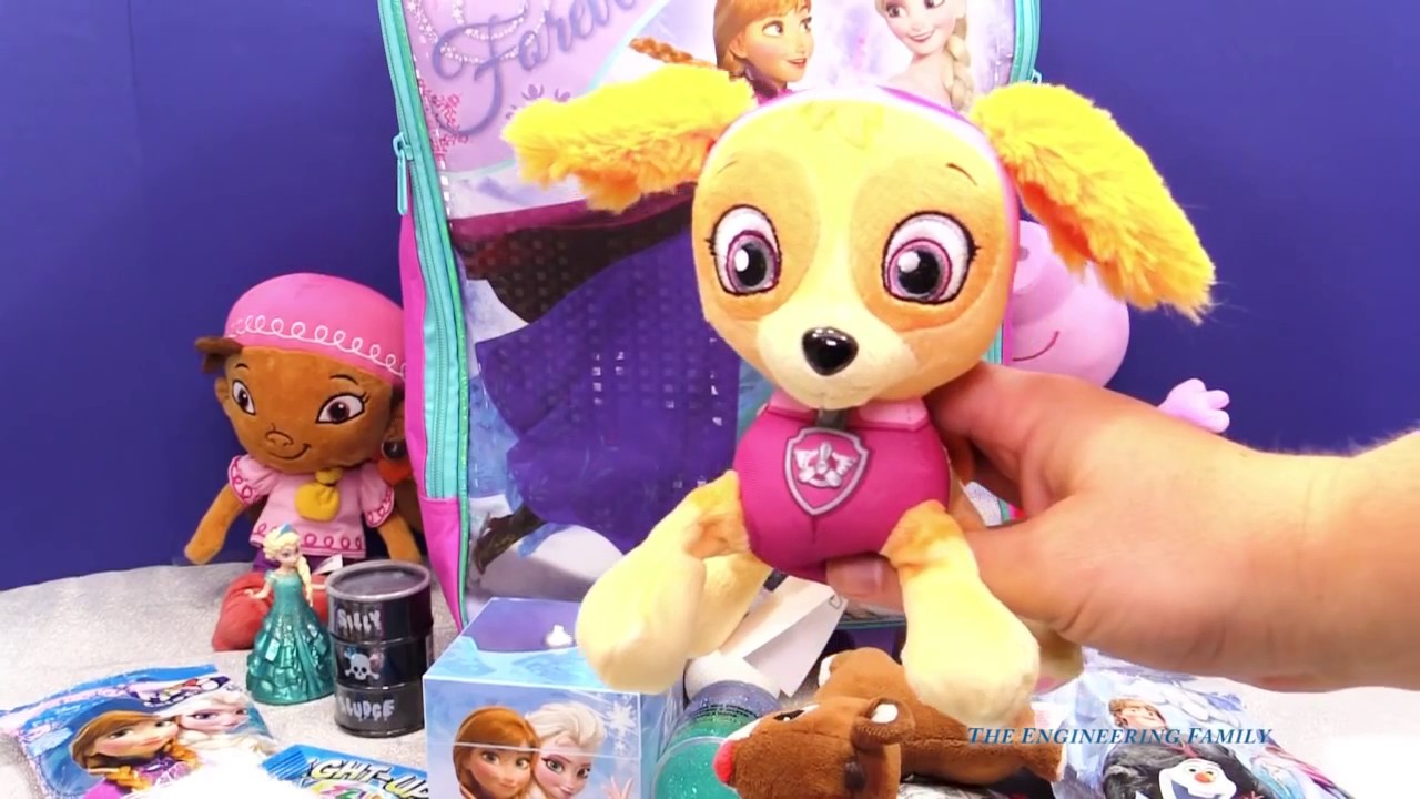 FROZEN Disney Elsa & Anna Surprise Suitcase and Candy Surprise Toys ...