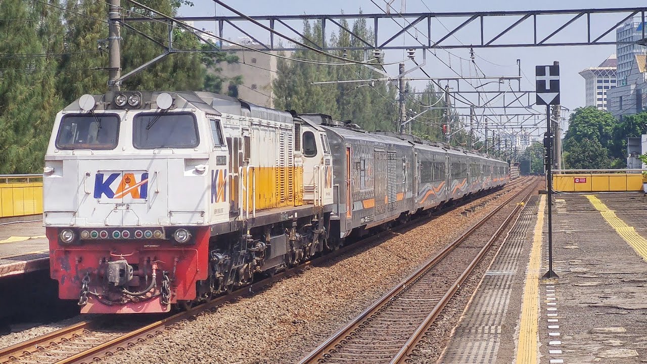 KAI KEMBALI MENGOPERASIKAN KERETA LEGENDARIS YANG SUDAH BEROPERASI ...