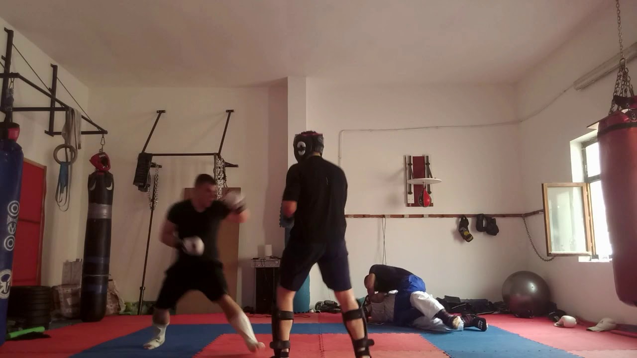 MMA light sparring Club de lupta Shaolin Spirit Timisoara - YouTube