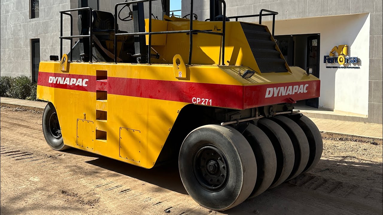Compactador Neumatico dynapac cp271 de 27,000 lbs - YouTube