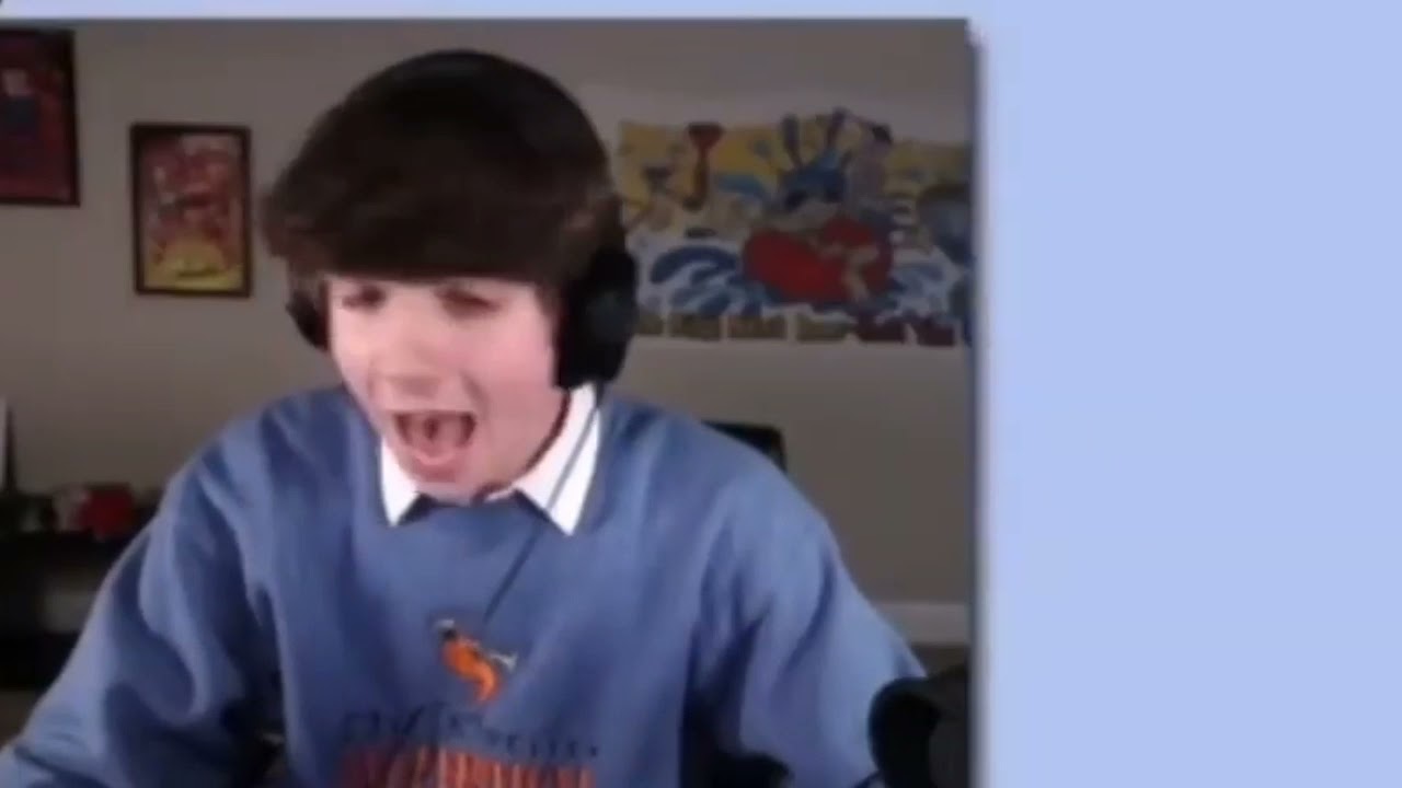 karl grita xD - YouTube