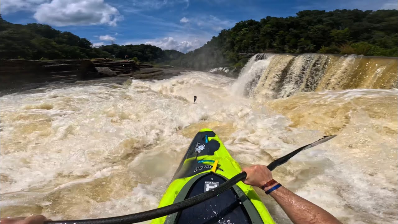 Rock Island Kayaking | The Spout and Sieve City - YouTube