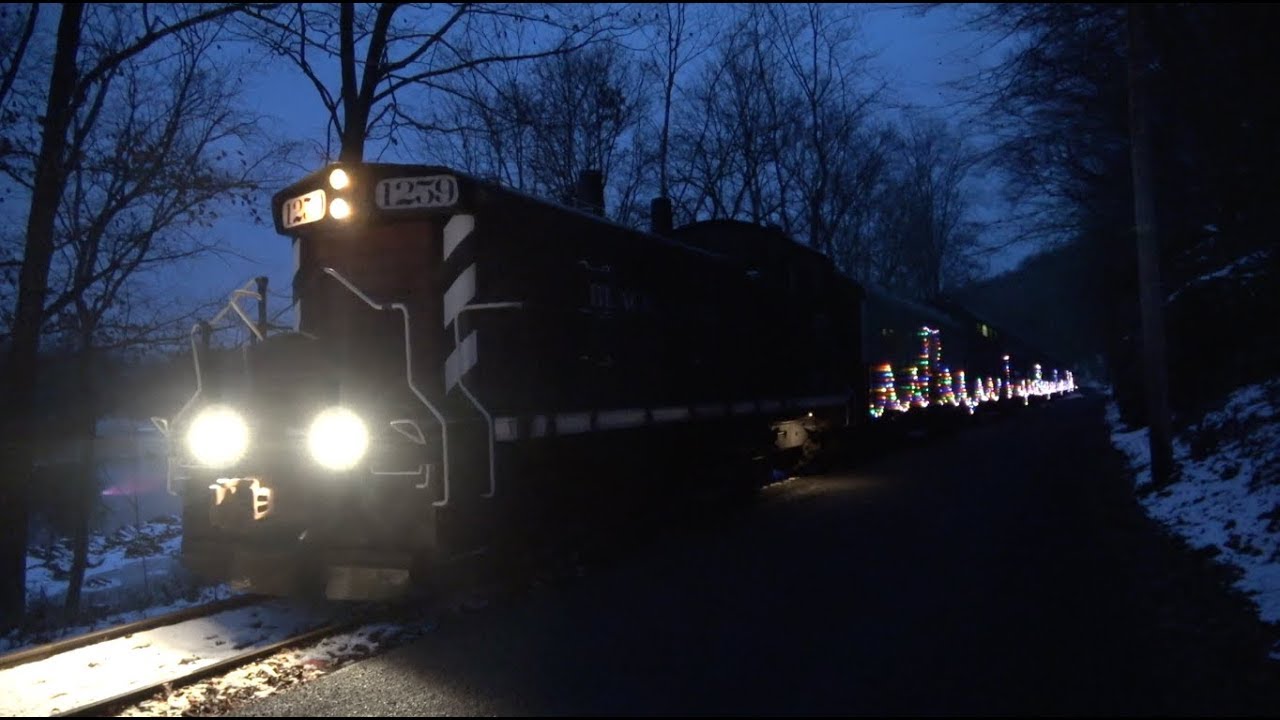 Chasing the Delaware River Railroad's Polar Express on the Bel-Del ...
