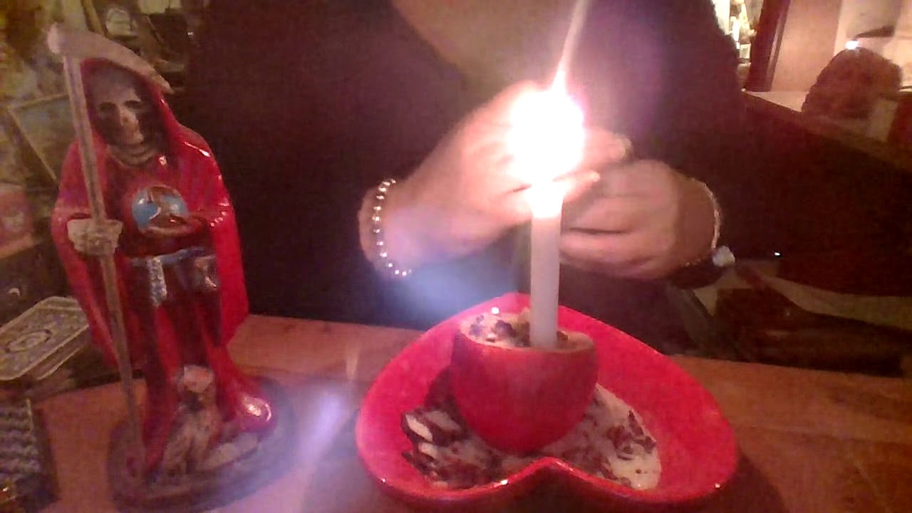 APPLE LOVE SPELL - YouTube