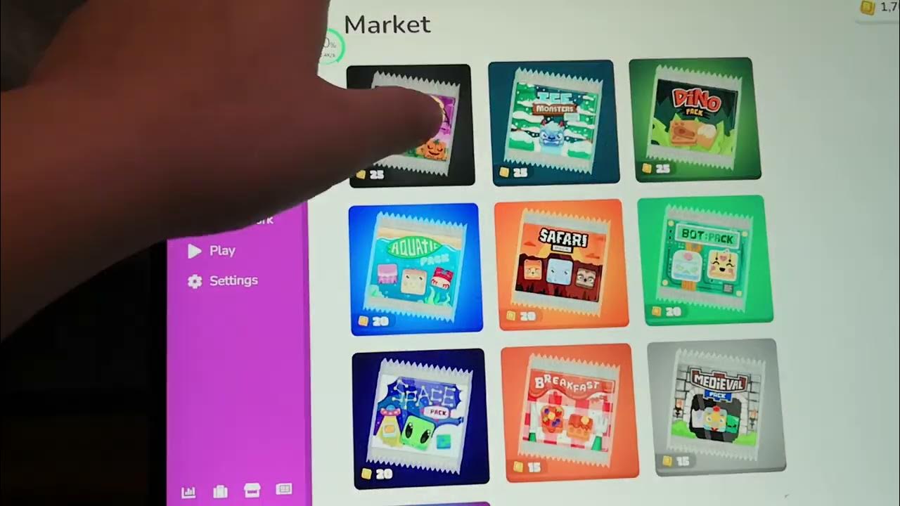 Blooket unboxing spooky pack Super lucky Chroma - YouTube