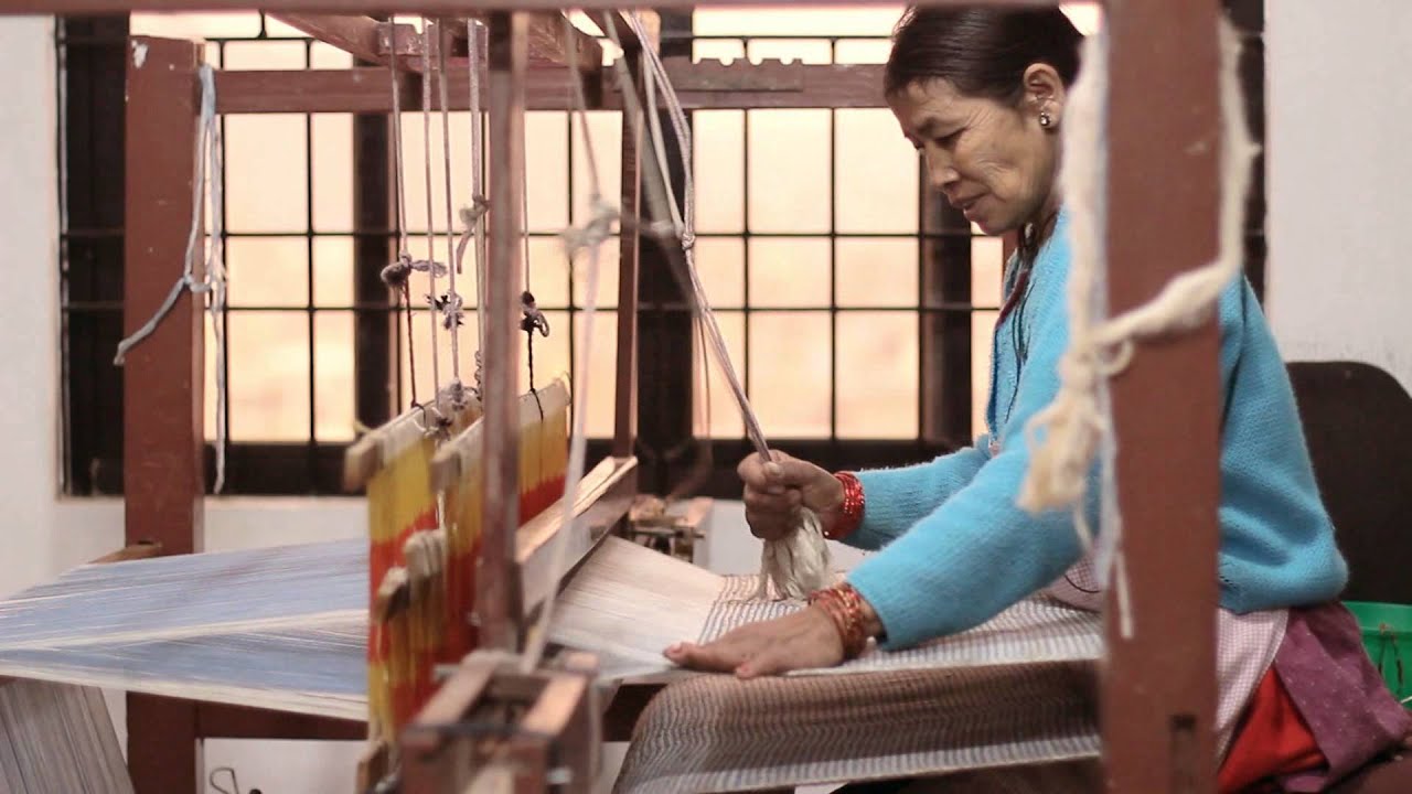 Handloom weaving_A dying art - YouTube