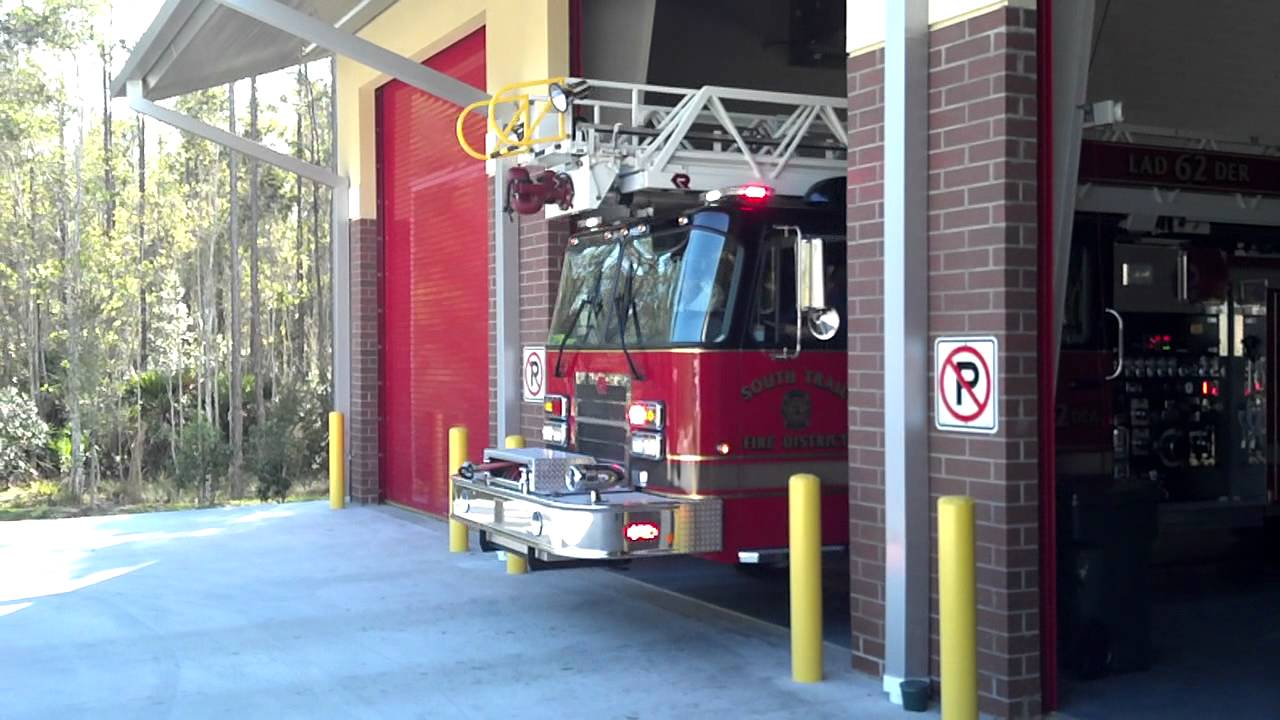Ladder 62 responding! - YouTube