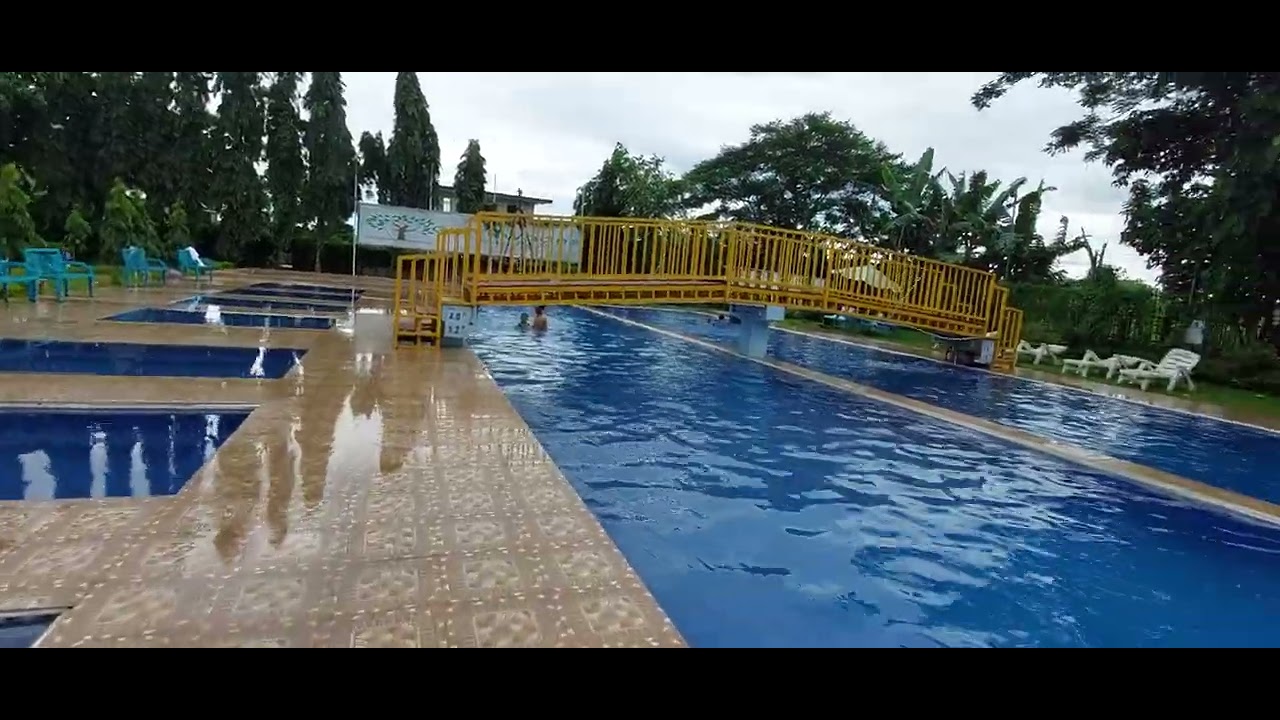 Swimming Pool at White Woods Hotel Silang Cavite - YouTube