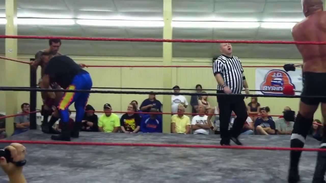 HPW June Justice - Dice and Flash Show The Definition of Low Blow - YouTube