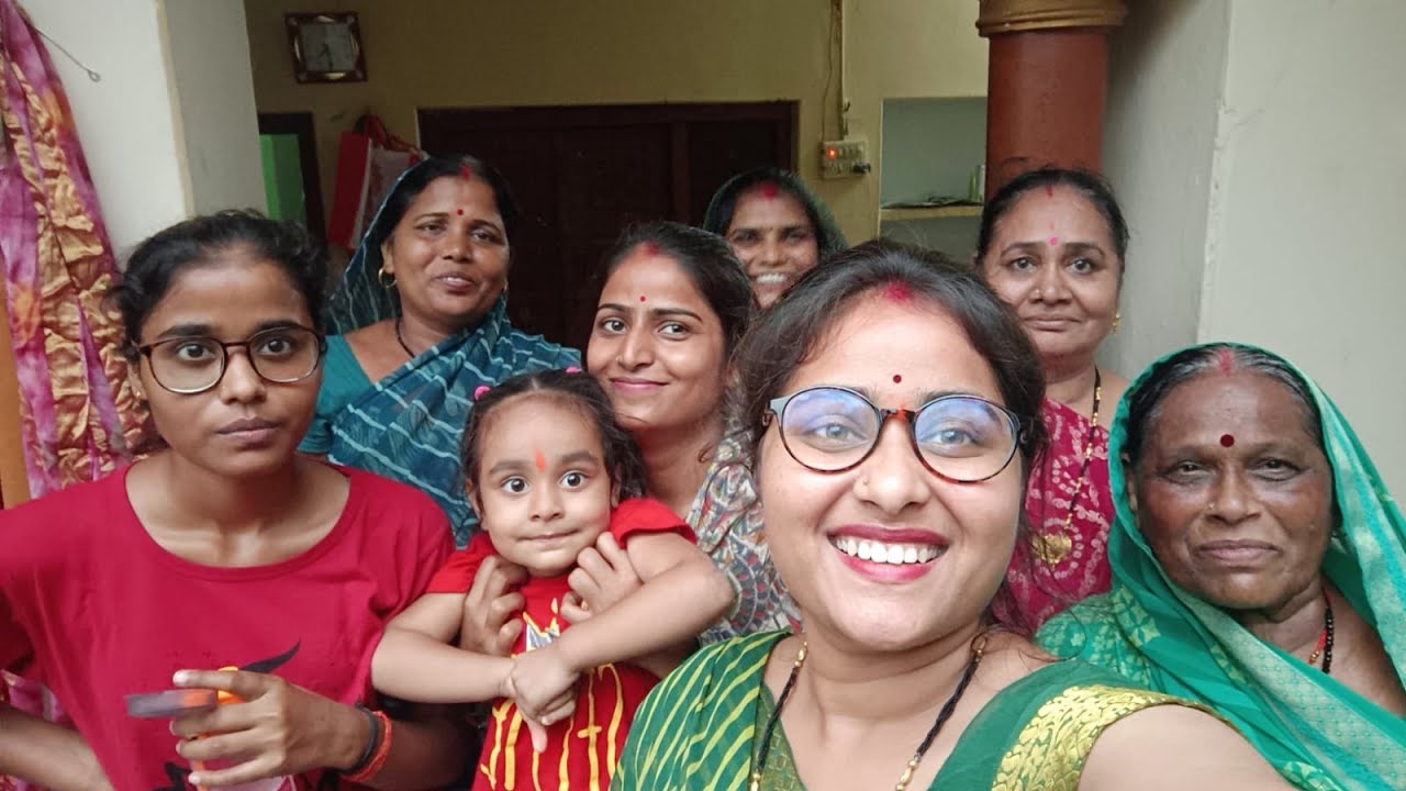 Aavya के साथ गाँव पहुँच गये | गाँव आते ही Aavya की मस्ती शुरु हो गई|🤣🤣 ...