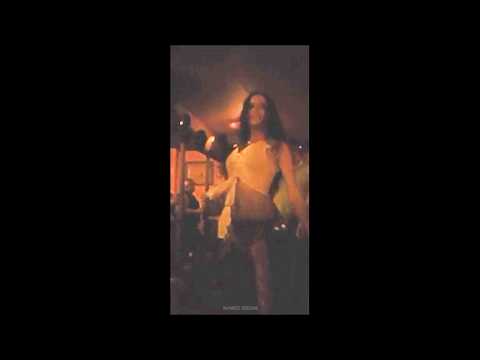 Sexy & Sensual Belly Dance Magic! ✨ | Tamires Seeling