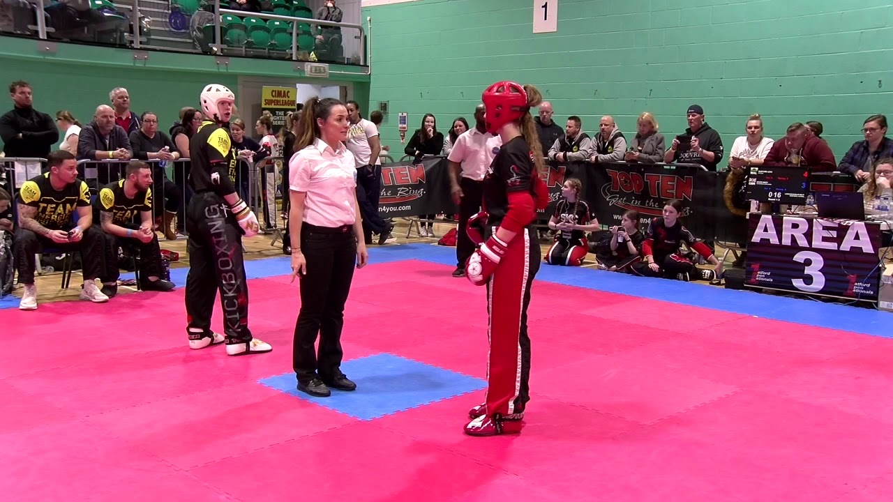 Leah Radford v Macy Wood The W O N 2020 - YouTube