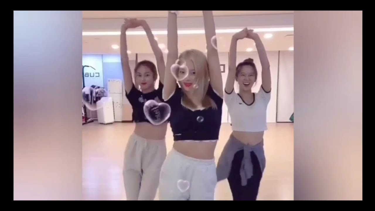 [CLC]Yeeun is Barbie. - YouTube