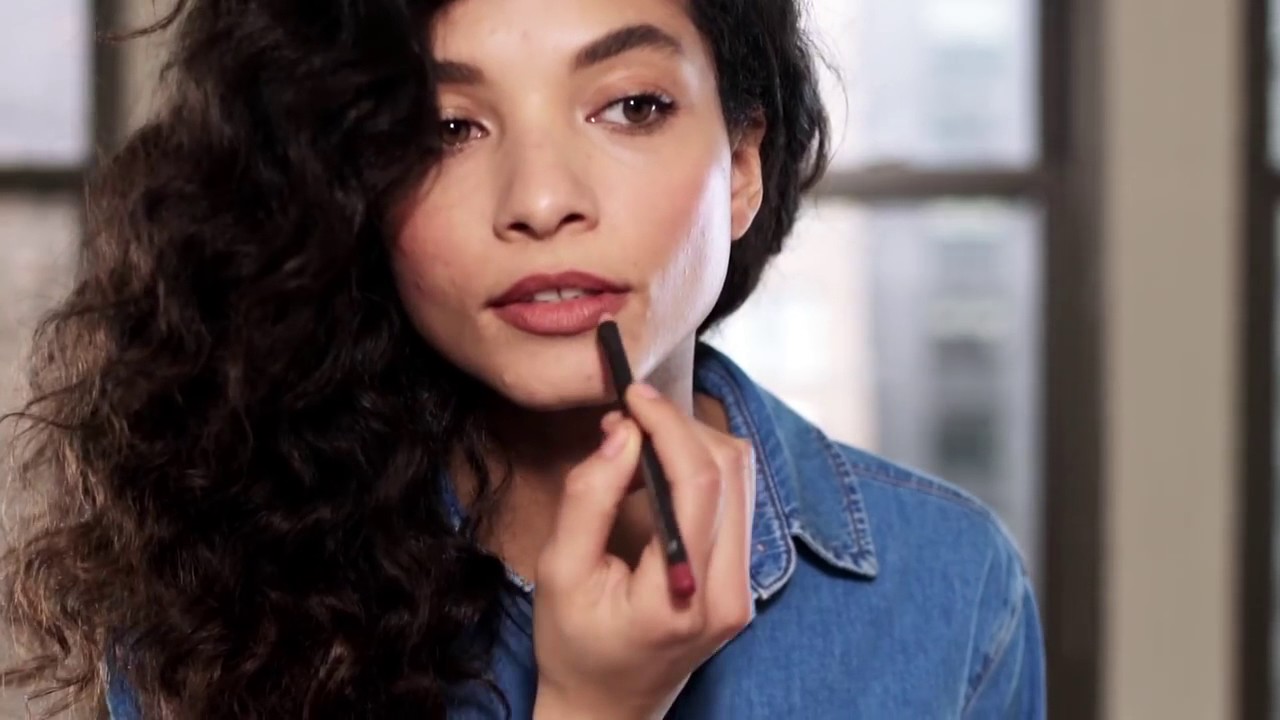 Quick Trick How To Make Your Lips Look Bigger In Just 30 Seconds YouTube quick-trick-how-to-make-your-lips-look-bigger-in-just-30-seconds-youtube