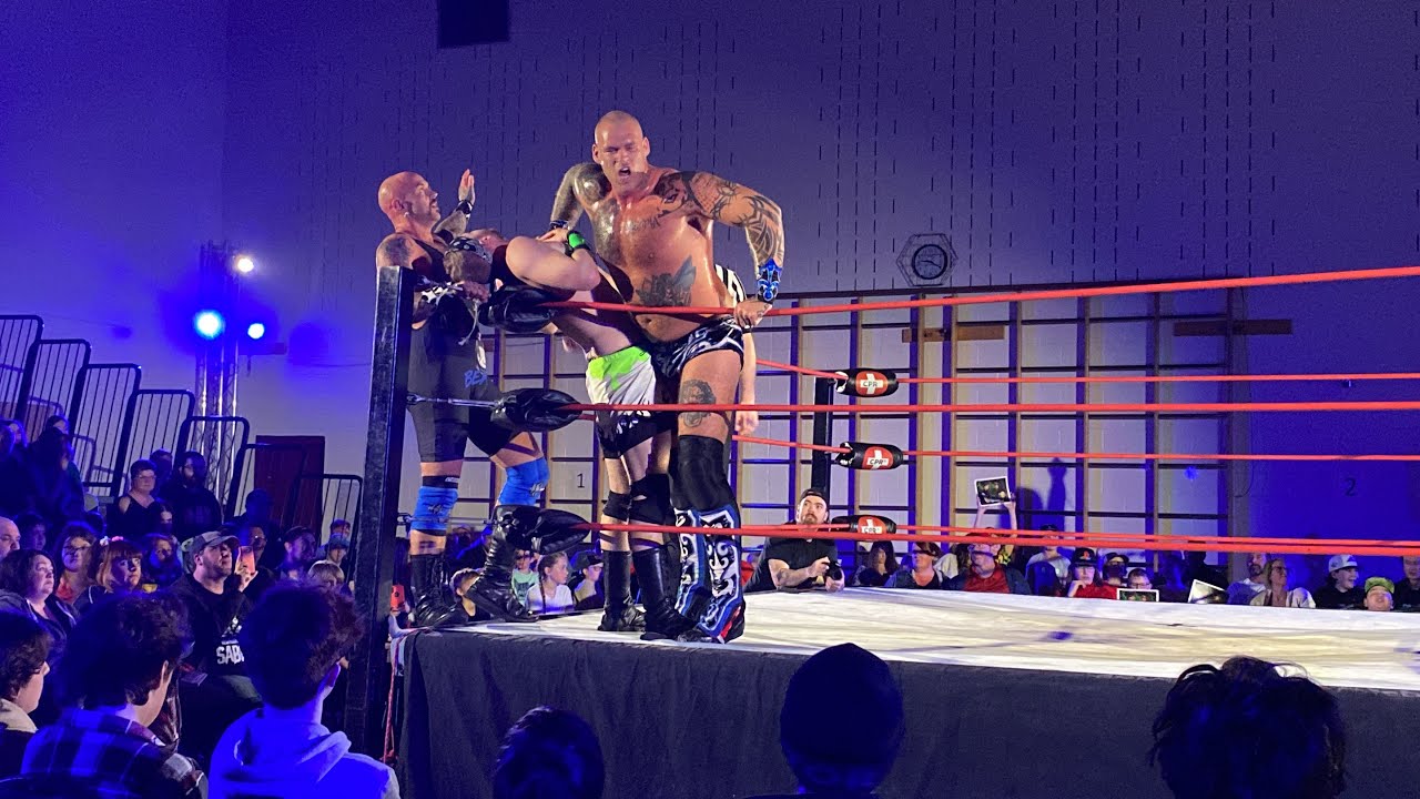 Wrestling: Giant Orion and Wesley Pipes vs The Sampson Brothers - YouTube