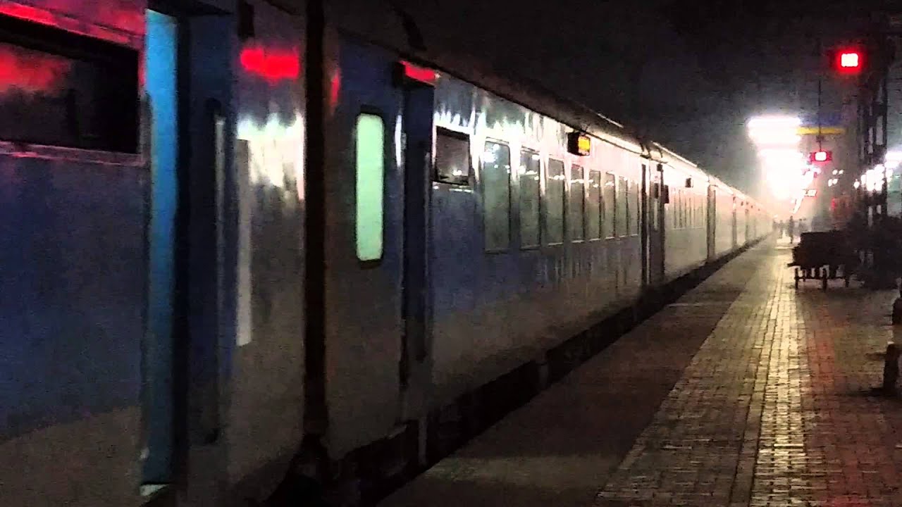 ASR-NDLS Shatabdi Express - YouTube